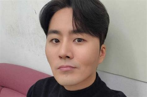 Biodata Artis Eru Penyanyi Korea Selatan Yang Sebabkan Kecelakaan Karena Menyetir Dalam Keadaan