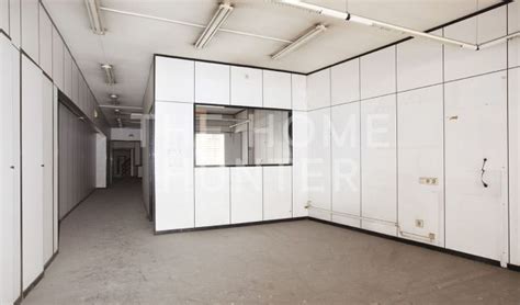 Local Comercial De 1084 M2 En Alquiler En Sagrada Família Barcelona