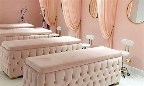 How To Choose A Lash Bed And Lash Pillow Salon Interior Design Living Room Designs Girl