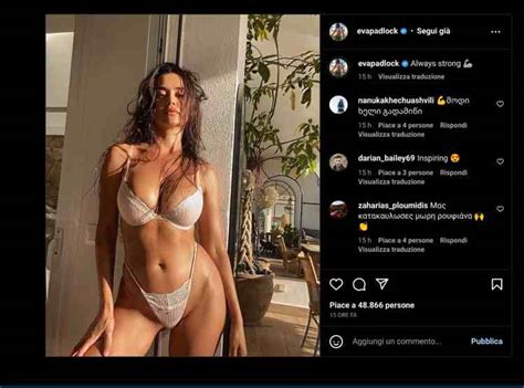 Eva Padlock Lintimo è Esagerato Esce Quasi Tutto Fuori
