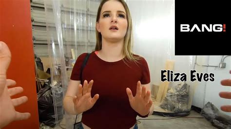 Eliza Eves Cant Swing The Bill So She Swings Something Else Youtube