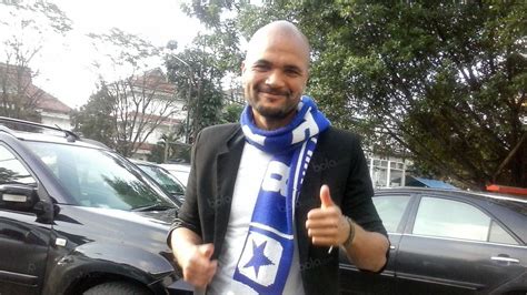 Alasan Sergio Van Dijk Pilih Nomor Punggung 33 Di Persib