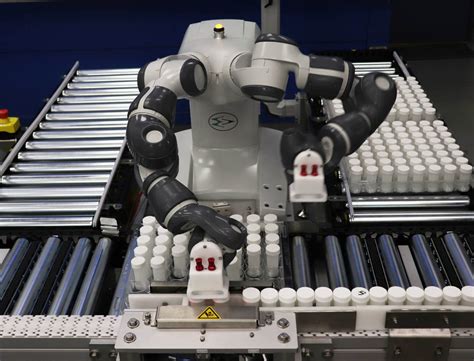 Bottle Loading Cobot Ward Automation