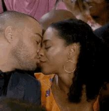 Black Couple Kissing S Tenor