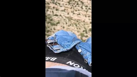 Riesiger 23cm Schwanz Nach Dem Training In Shorts Xhamster