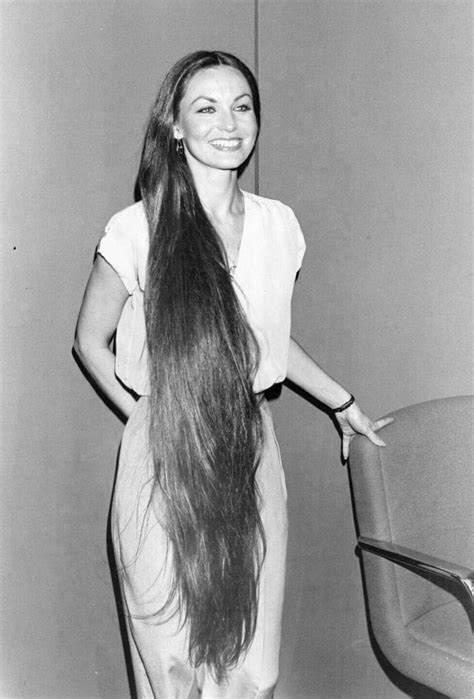 Crystal Gayle And Her Hair 1982 R Oldschoolcool