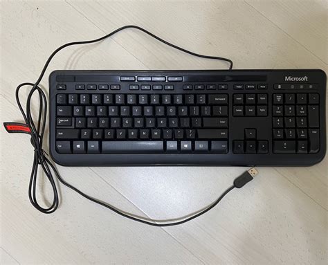 Microsoft Keyboard Usb Board Wired Key Board 600 Model 1366 With Usb