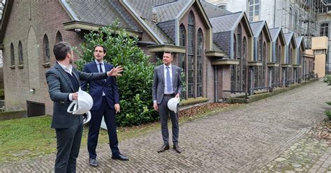 Het Blijft Schuren Tussen De Kasteelheer En De Gemertse Politiek Gemert Bakel Ad Nl