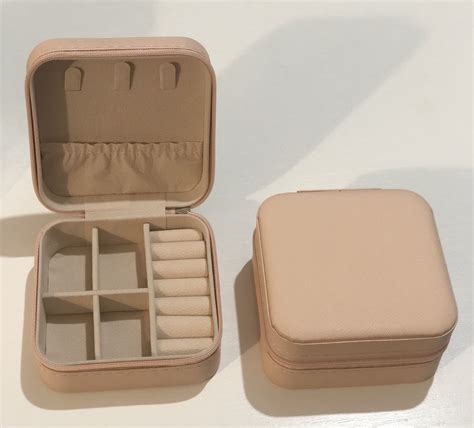 Шкатулка для Прикрас — Купить Недорого на Bigl Ua 1836053557