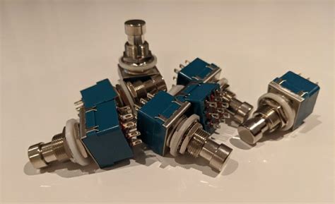 True Bypass Vs Buffered Bypass Vs Hardwire Bypass What S The Difference Diy Effects Pedals