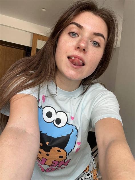 Do Freckles Really Make A Girl Cuter R Freckledgirls