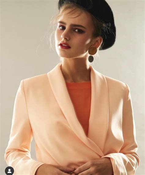 Ella Sloane [irtr] R Beautifulfemales