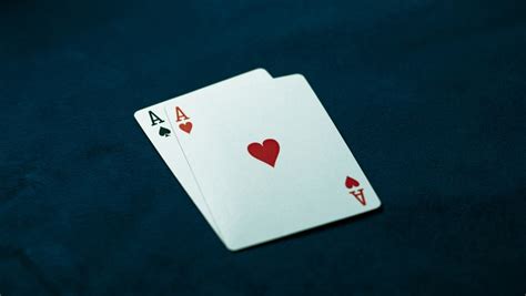 Blackjack Theory How To Know When To Split Betmgm