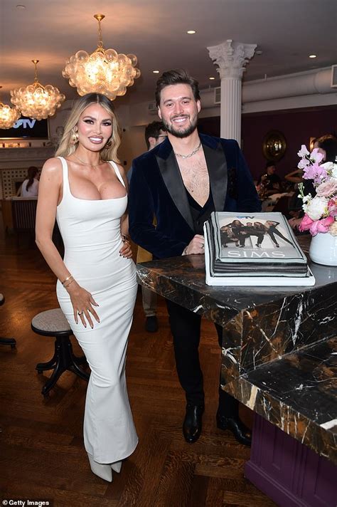 Chloe Sims Onlyfans Reality Show House Of Sims Lands A Big Money Deal
