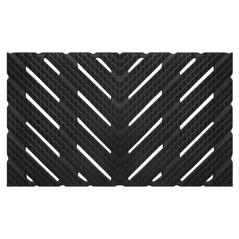 Calloway Mills Chevron Rubber 18 In X 30 In Indooroutdoor Black