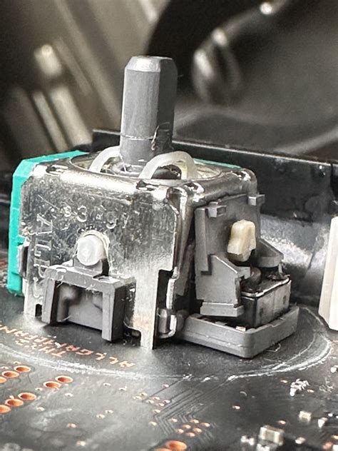 Nintendo Pro Controller Right Stick Not Pressing Down Properly R Nintendo Pro Controller Right Stick Not Pressing Down Properly R