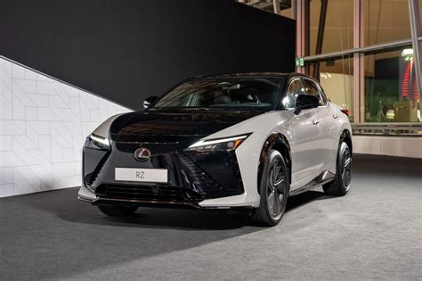 Lexus Rz Unveiled A New Era Of Electric Luxury Geeky Gadgets
