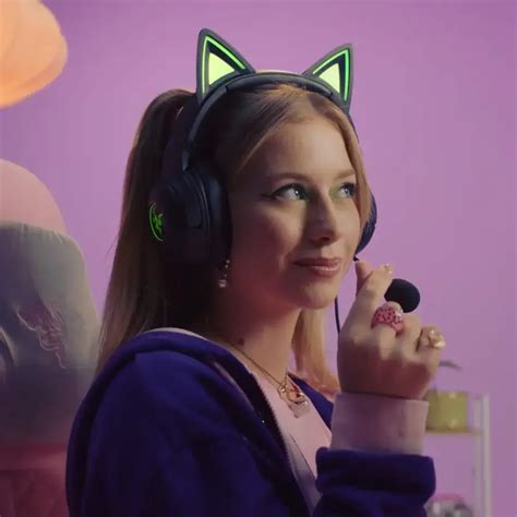 Razer Kraken Kitty V2 Wired Over The Ear Gaming Headset For Pc Mac
