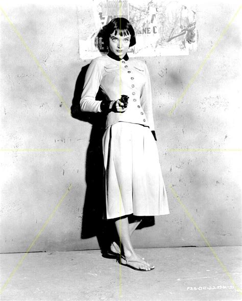 Carolyn Joness Feet