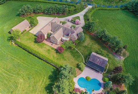 10 Acre Mansion In New Jersey Going To Auction With No Reserve