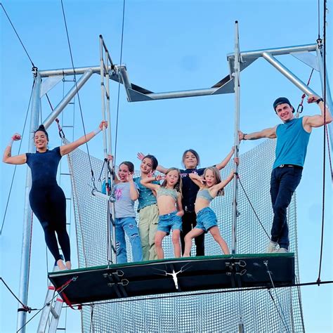 Sailor Circus Sailor Circus Updated Their Cover Photo