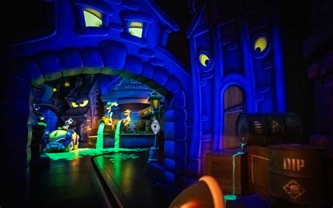 Inside The Car Toon Spin