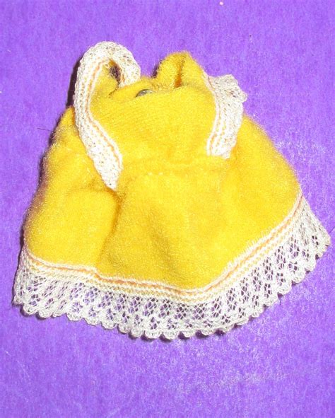 1975 Honey Hill Bunch Sweet Lee Outfit Box Date 1975 Ma… Flickr