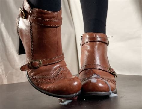 A Shoejob In Well Worn Ankle Boots Bootjob And Cbt Multicam Hd Tramplegirls Shoejobs And