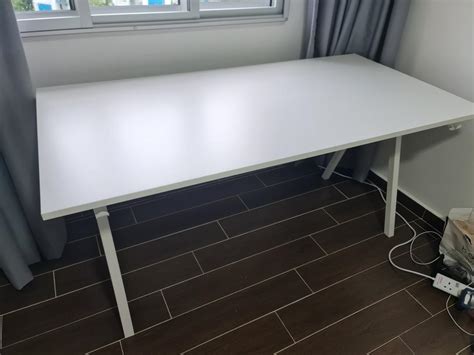 Ikea Trotten Table 160 X 80 Cm Furniture And Home Living Furniture