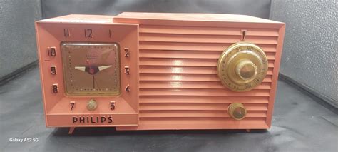 1950s Philips Model 472 Clock Tube Radio Tested
