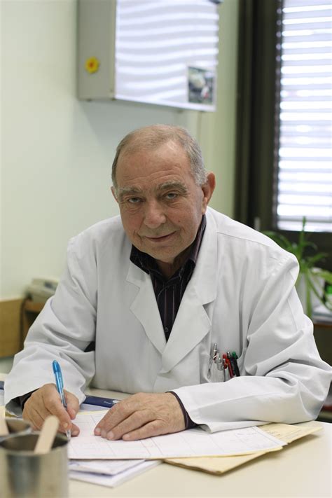 Poslovil Se Je Primarij Srečko Rutar Dolgoletni Vodja Družinskih Zdravnikov