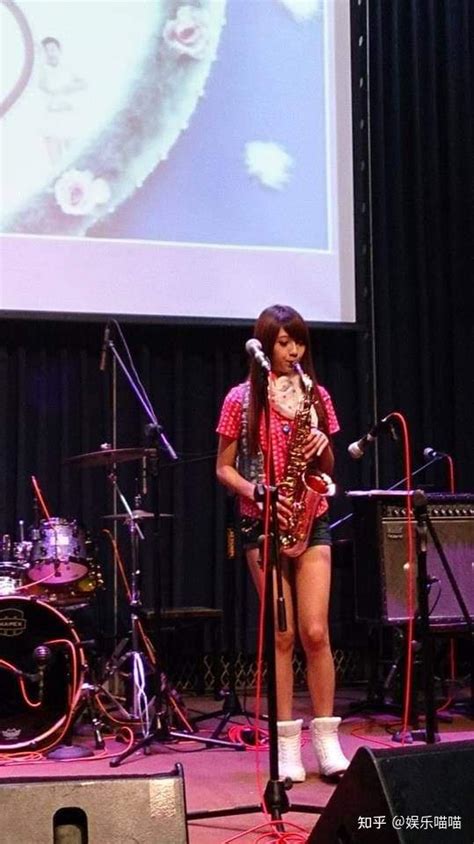 演艺圈有名的美腿精 唐嫣，关晓彤，许雅涵，迪丽热巴 知乎