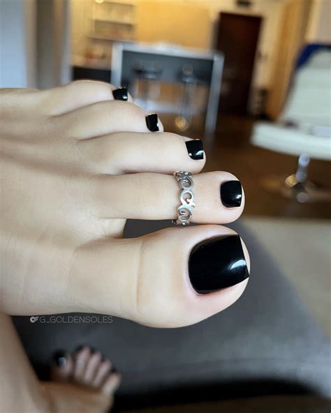 1416 Best Black Toes Images On Pholder Sneakers Verified Feet And