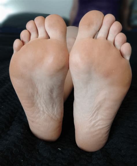Slip N Slide😇💧 Rbeneathgoddessfeet