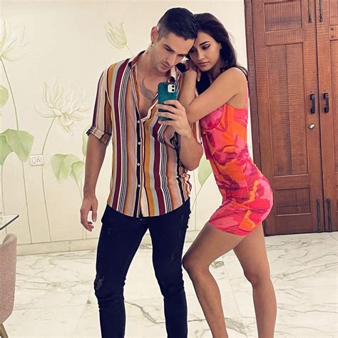 Disha Patani And Aleksandar Alex Ilic Pose For Cute Mirror Selfie