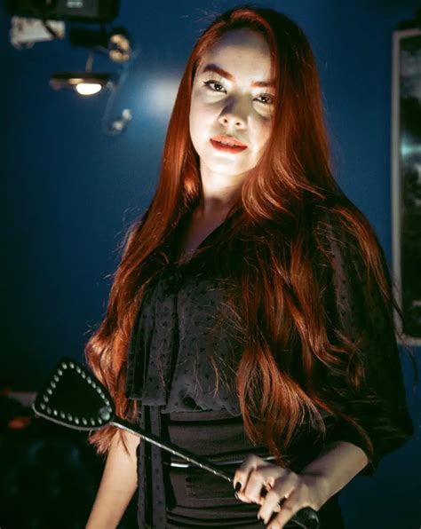 Gallery Goddess Alanis