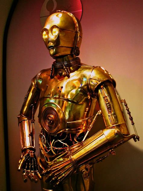 C 3po Up Close C 3po 1977 This Golden Robot Is Half Of T Flickr