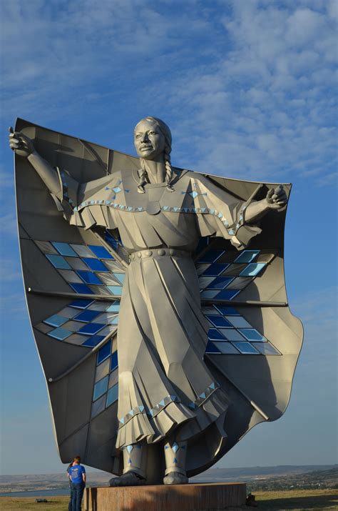 Dignity In Chamberlain South Dakota This Is An Amazing Statue Right