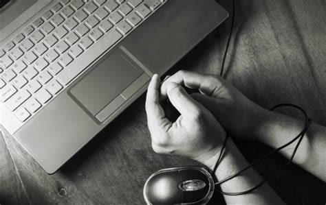 Olyan Az Internet Mint A Drog 24hu