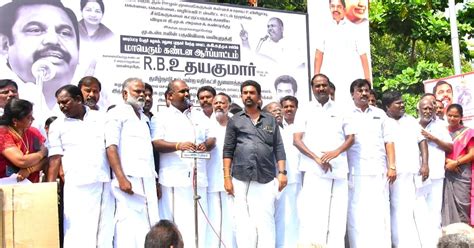 ``செந்தில் பாலாஜியின் கட்டுப்பாட்டில் திமுக ஸ்டாலினுக்கு இது தெரியாதா ஆர் பி உதயகுமார்