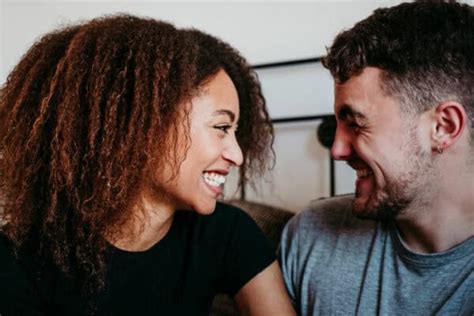 Ambivalent Attachment In Relationships 4 Common Patterns