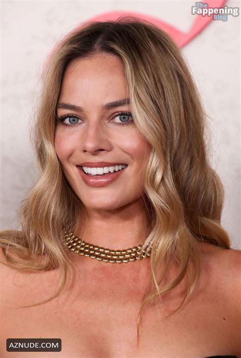 Margot Robbies Sexy Cleavage Shines At Saltburn Premiere Aznude