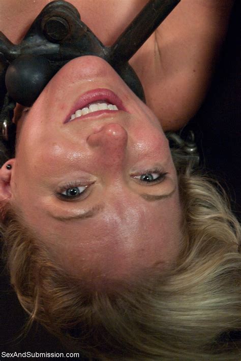 Submissive Wife Dia Zerva Getting Anal Fucked By Her Bdsm Loving Hubby Coedcherry Com