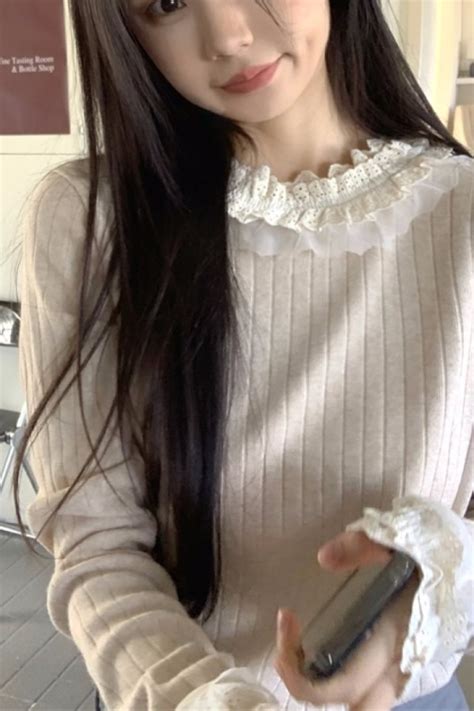 ♥당일출고♥ 아디 레이스 스티치 하프넥 긴팔 슬리밍 니트 스웨터