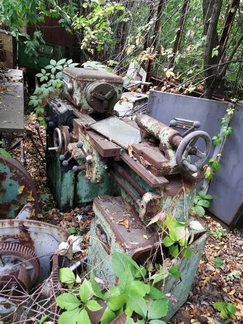 Токарне винторезный станок ИЖ 250 Гильотинные ножницы Наждачный стано ...