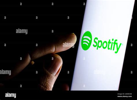 Spotify Logo Hi Res Stock Photography And Images Alamy