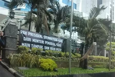 Pegawai Kemendikti Saintek Demo Kami Asn Dibayar Negara Lentera