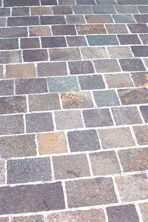 Viola Stone Cobbles Quorn Stone