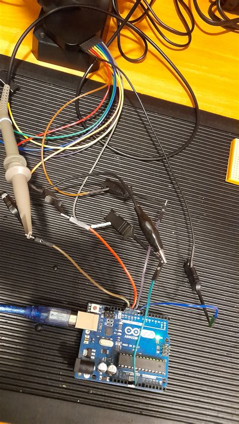 Fetch Decode Execute Observing SPI Communication Using Logic Analyser