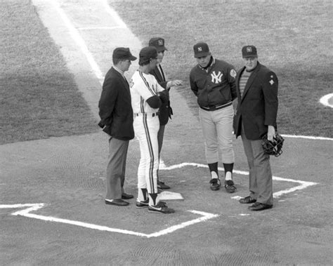 Photos Thurman Munson Memorial Stadiums First Game In 1989
